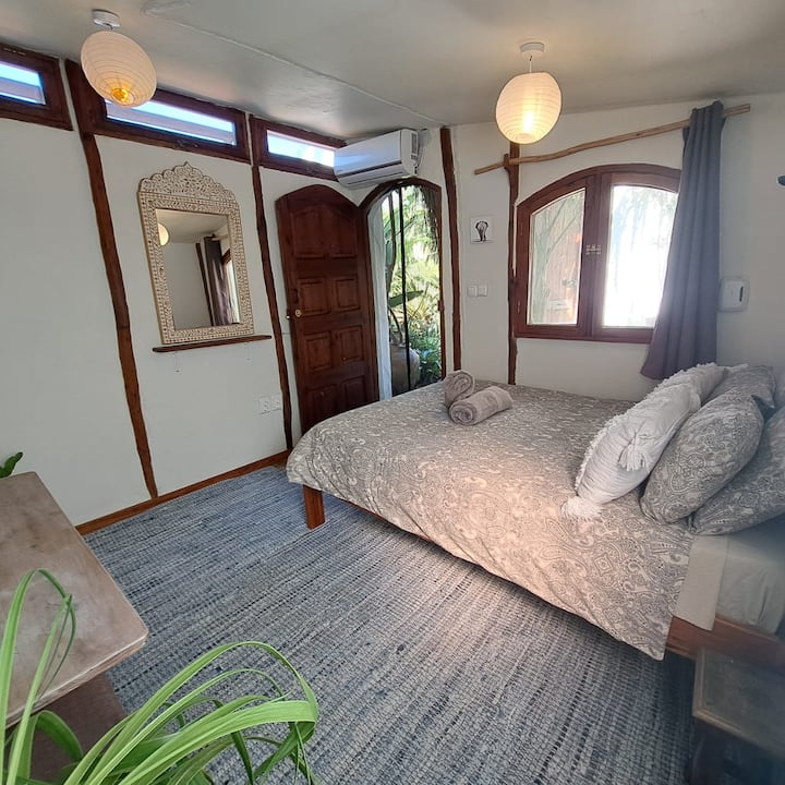 Pura Vida Cabana Ac - Mozambique