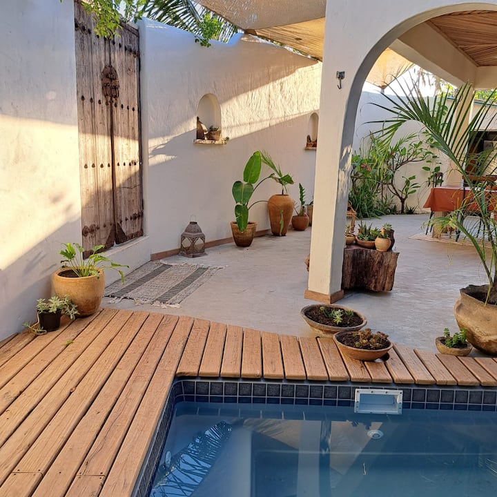 Pura Vida Cabana Ac - Mozambique