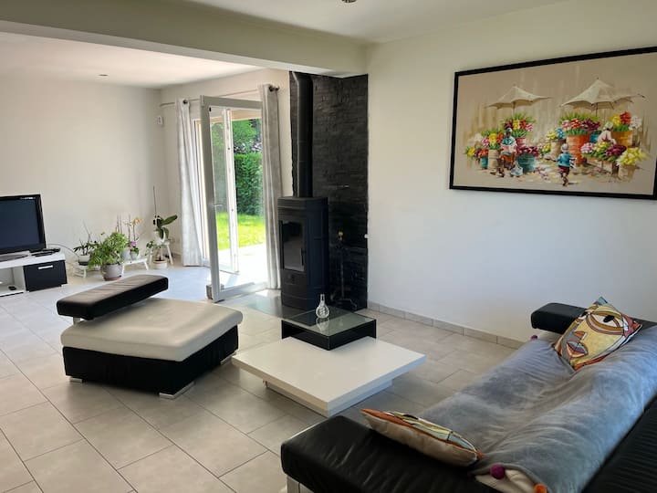 Maison Avec 4 Chambres, Avec 2 Salles De Bain - Caen
