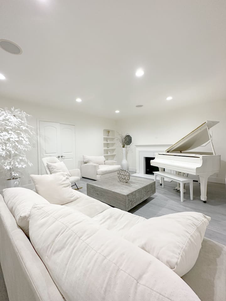 Sleep 15| Luxury 5bed 3 Ba Pool House| Disneyland - Stanton, CA