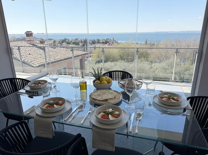 Il Pensiero – Panoramic Penthouse With Terrace - Garda