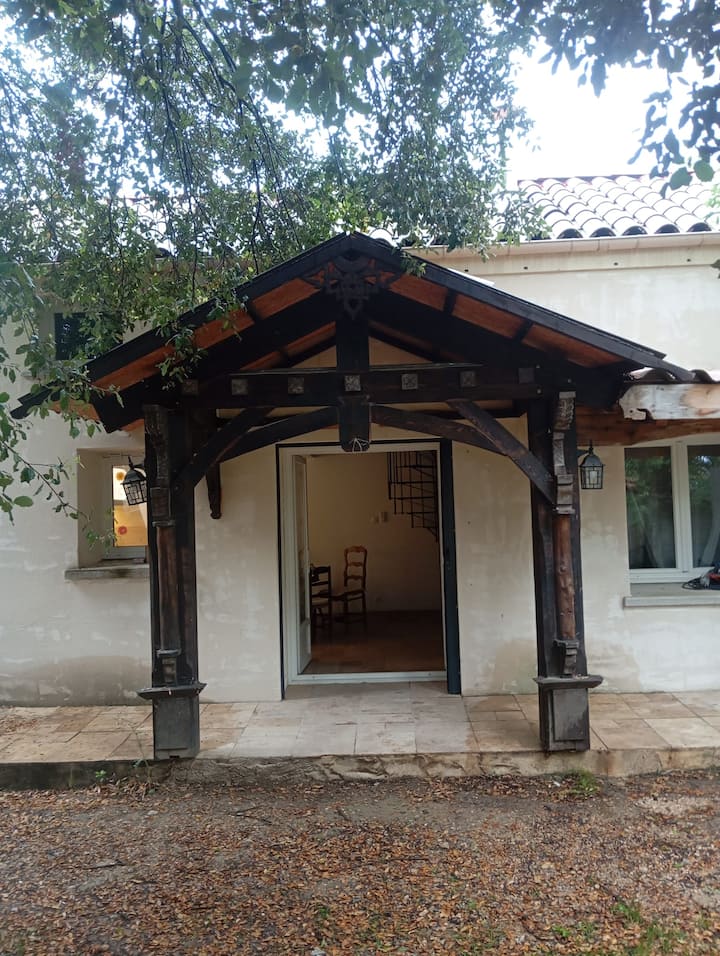 Maisonnette à 15mn Du "Colorado Provençal" - Rustrel