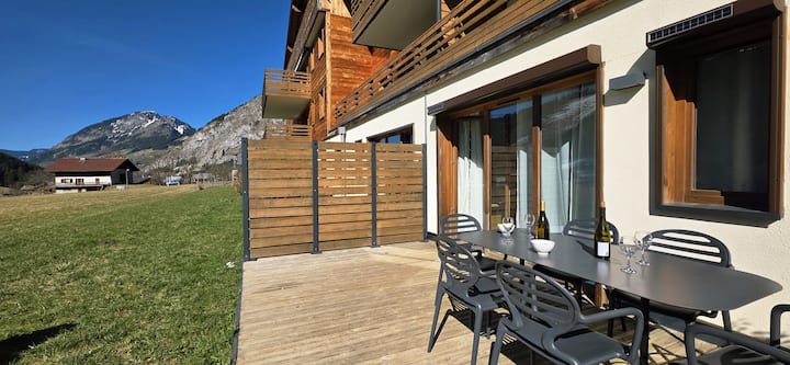 A03 - Vue Montagne, Ski Aux Pieds, Centre Station - La Chapelle-d'Abondance