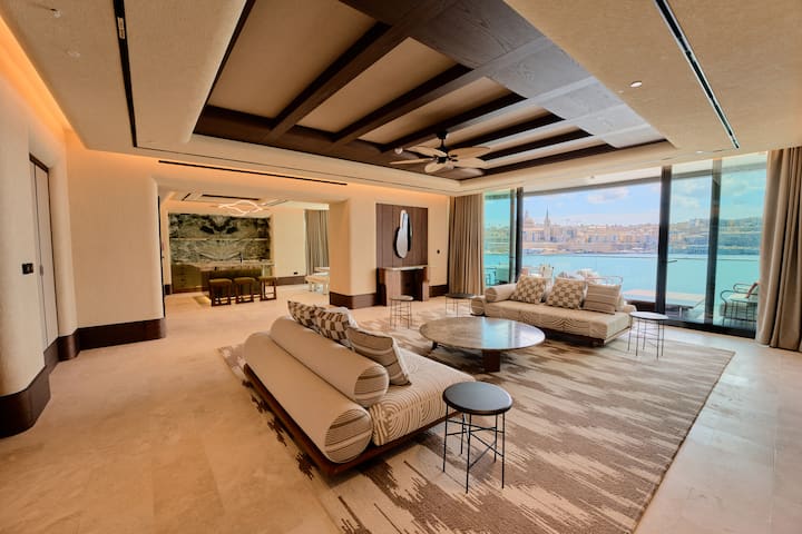 Sliema Luxury Pool Residence With Valletta View - La Valetta