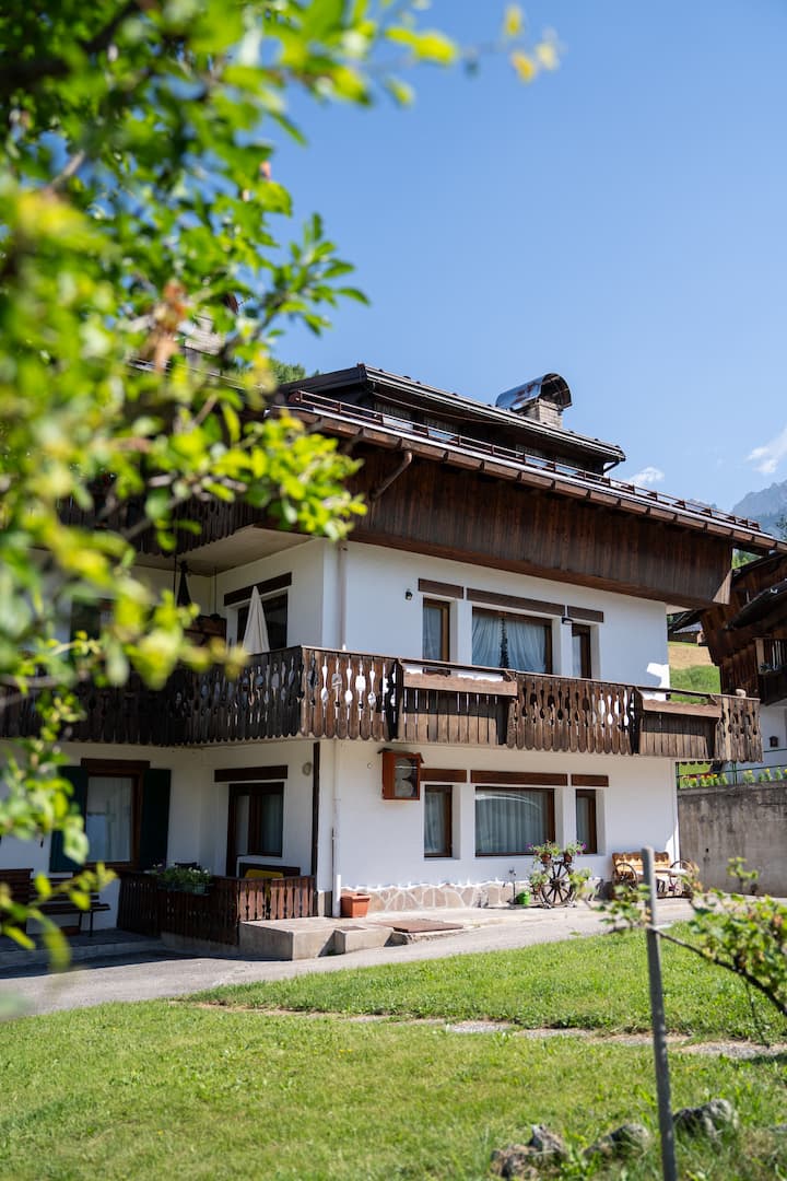 Cortina Dream Stay - Elegant Alpine Retreat - Cortina d'Ampezzo