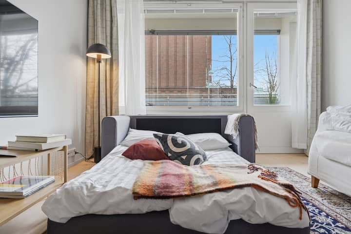 Home Spa | Balcony | Ev Parking | 200m Tram | 3br - Helsinki