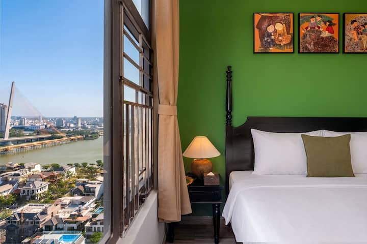 Long Stay 2br Pool, Riverside View - High Floor - Da Nang