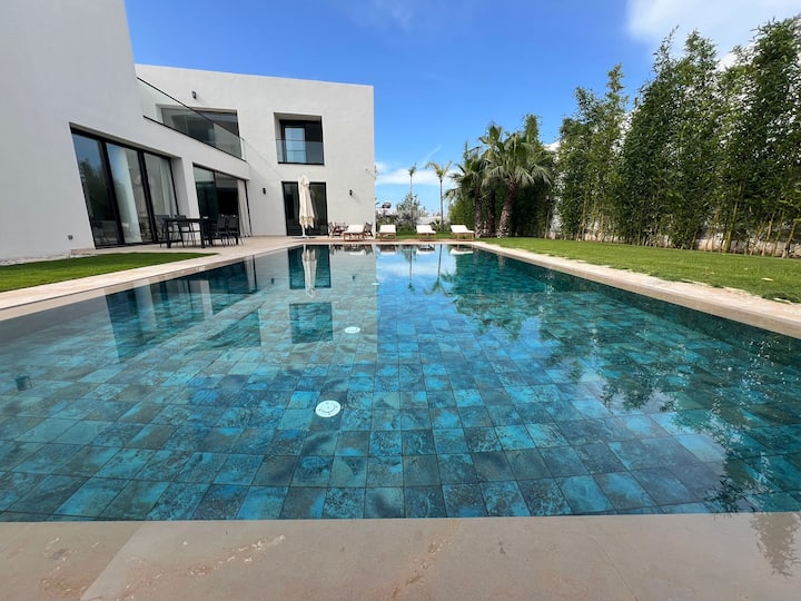 Villa De Luxe, Résid. Sécurisée, 5 Mn De La Plage - Taghazout