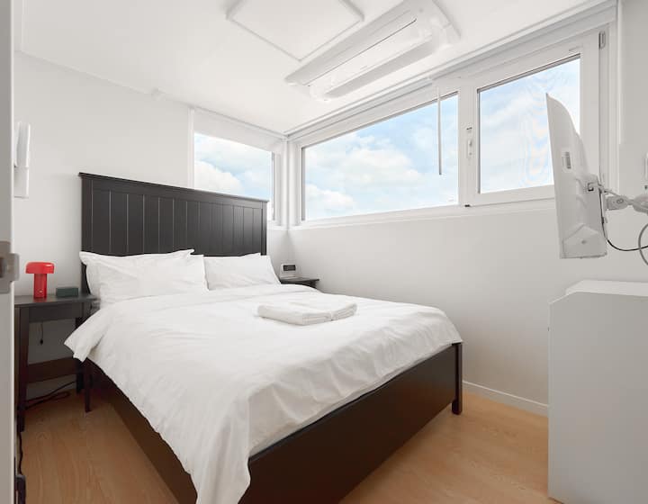 Opening Offer! | Hilltop 2br Near Seoul Station - Seoul