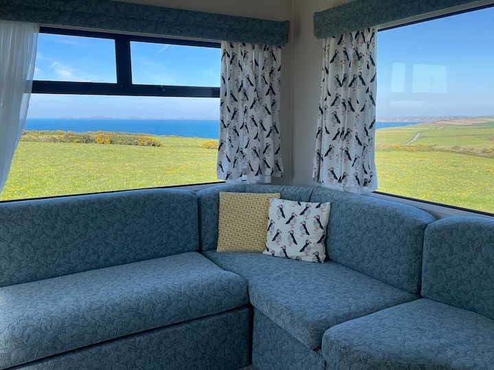 Cosy Caravan & Sea Views, Druidston, Pembrokeshire - Little Haven