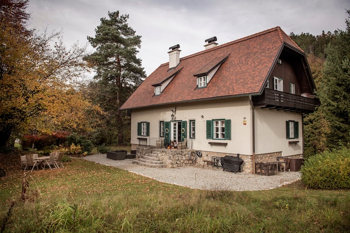 Landhaus Frank ~ Traumhaftes Haus Am Land - Semmering