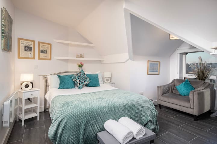 Seaside Comfort Apartment For 3 By The North Shore - Blackpool