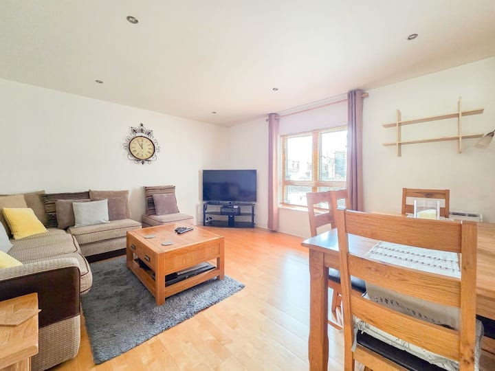 1 Bed Apartment With Parking In St Helier - Jersey