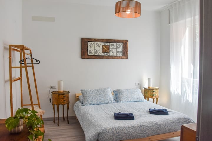 2 Camere • Balcone • Parking (Centrale & Moderno) - Luino