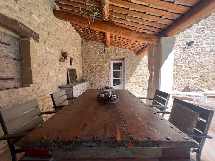 Gîte De Charme Au Pied Des Alpilles. - Sénas
