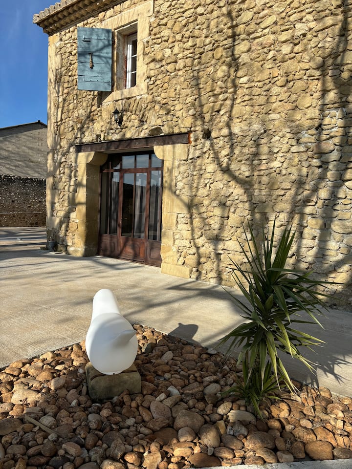 Gîte De Charme Au Pied Des Alpilles. - Sénas