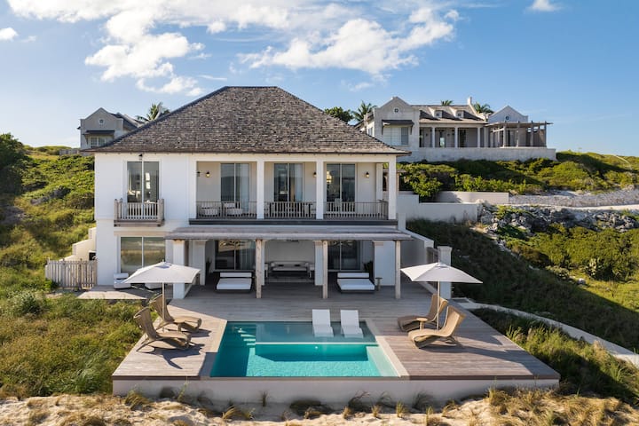 4 Br All Inclusive Villa @ Ambergris Cay: Olympus - Turks and Caicos Islands