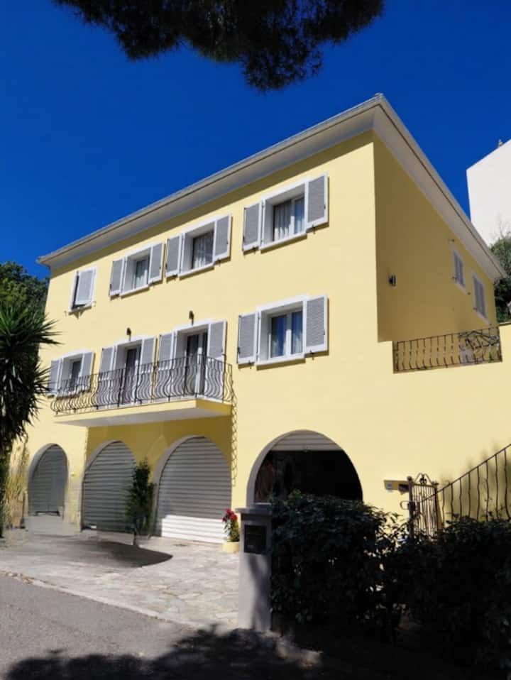 Maison T4 Centre De Bastia ! Emplacement Idéal - Bastia
