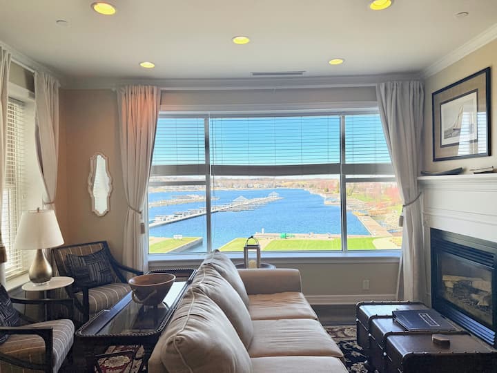 Stunning Bay Harbor Condo With Marina Views - Petoskey, MI