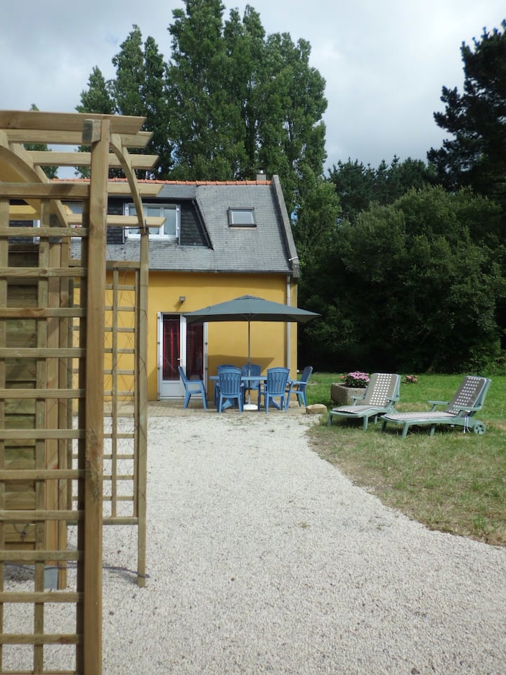 Maison Mitoyenne Avec Jardin - Crozon