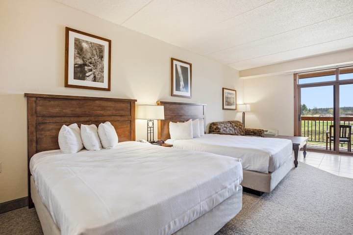 Villa Studio At Chula Vista With Waterpark! - Wisconsin Dells, WI