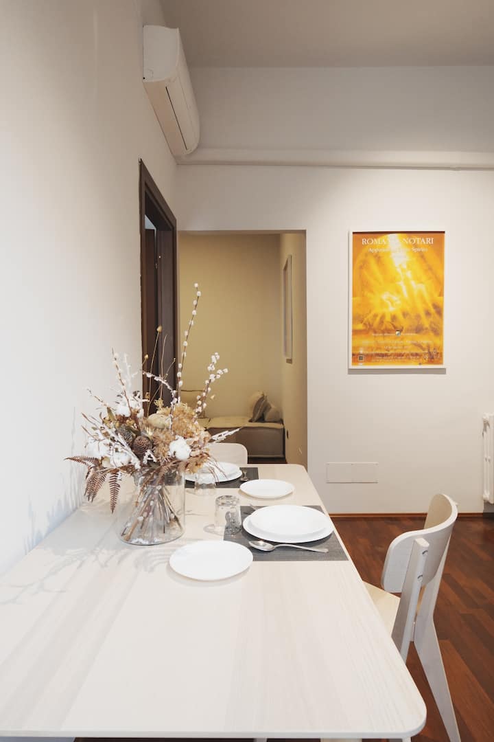 Elegante Appartamento In Centro, Vicino Stazione - Montefalco