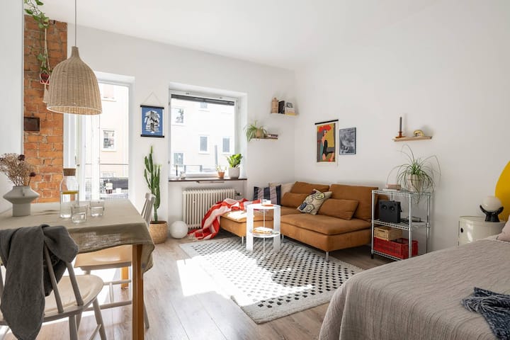 Cosy Flat With Sunny Balcony By Lake Mälaren - Stockholm