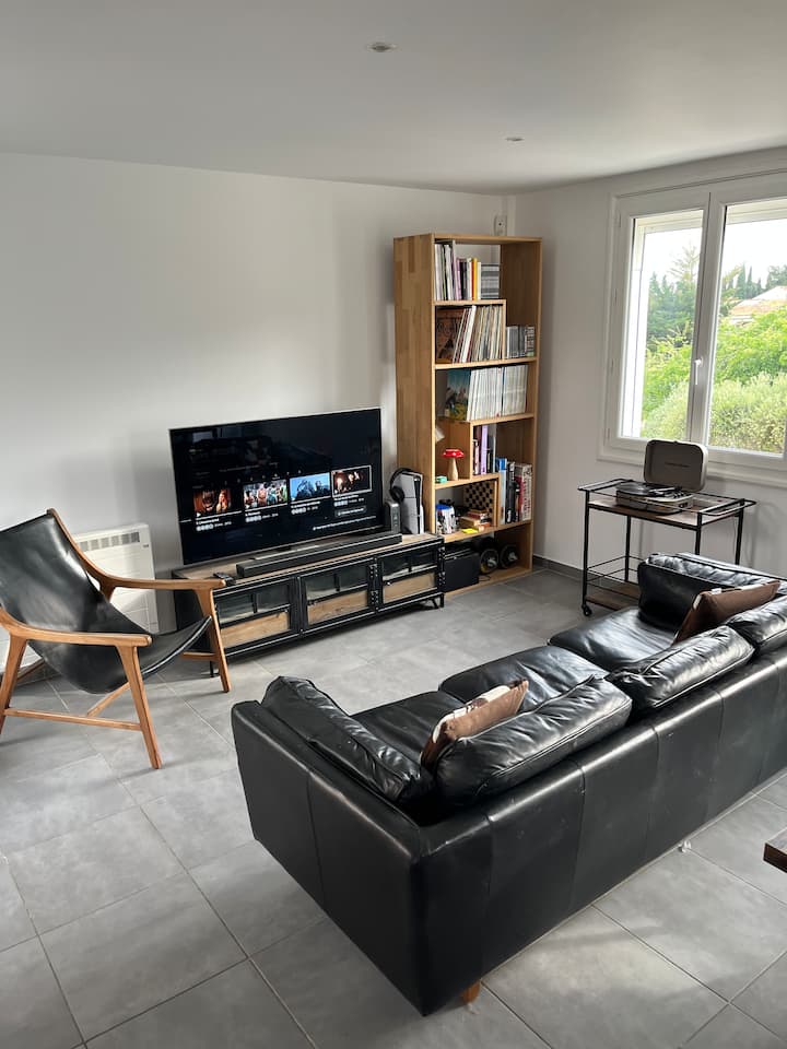Beach House • Surf Spots Nearby & Free Kayak - Saint-Cyr-sur-Mer