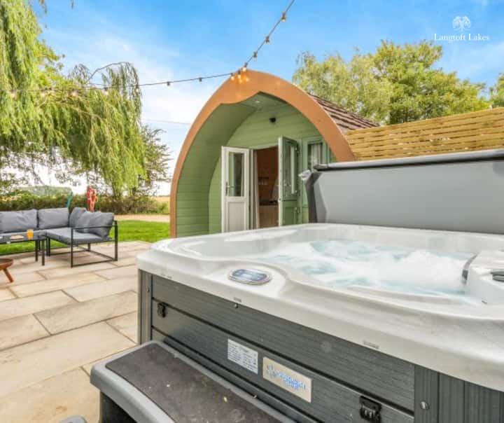 4 Hazelwood Lakeside Hideaway - Bourne