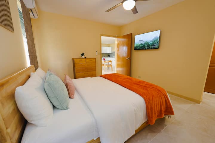 Santa Cruz Suites Anguilla - Modern Island Comfort - Anguilla