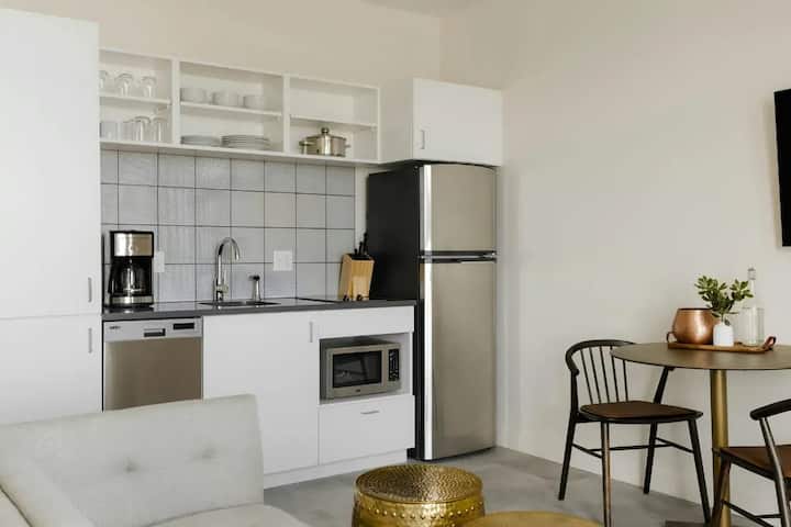 The Artesian - Refined Two Bedrooms In Lohi - Denver