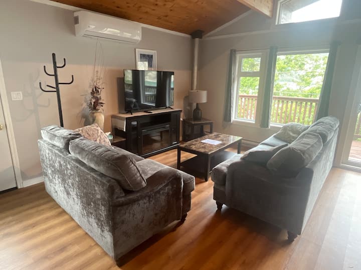 Cozy Cabin At Gorgeous Seton Lake - Lillooet