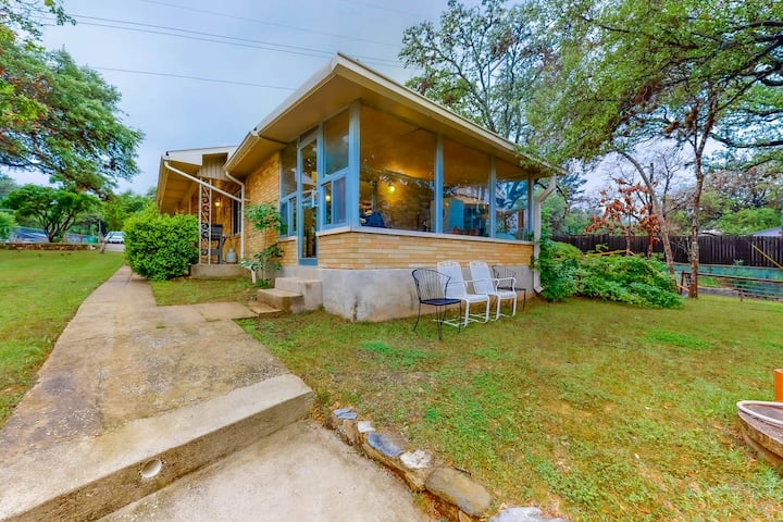Wonderful 2br Lakefront | Dock | Patio | W/d - Kingsland, TX