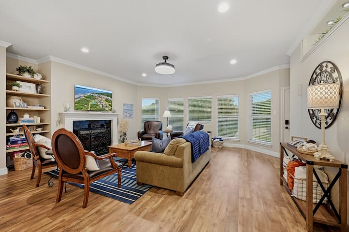 Lake Texoma Tanglewood Condo ~ Sleeps 8 ~ 3 Bath - Lake Texoma