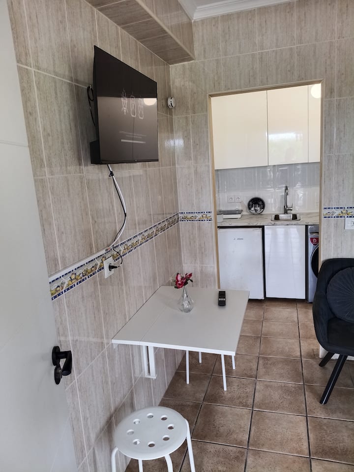 Apartamento Con Terraza Y Luz Natural - Coria del Río