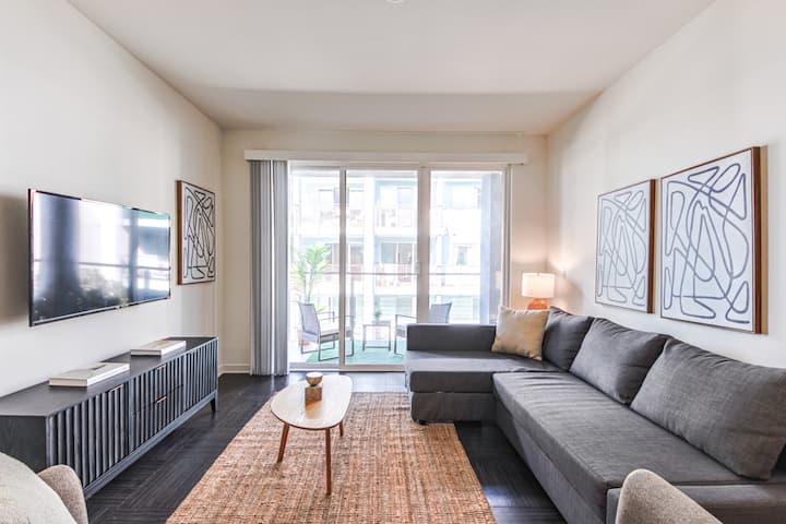 Modern 2br  ~ 15 Min Sofi Stadium/lax - Santa Monica, CA
