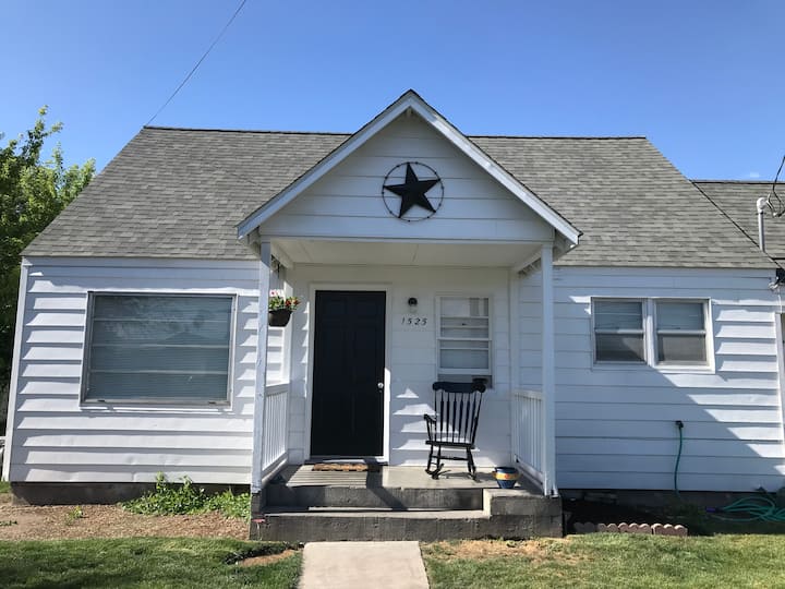 Daffodil House - Prineville, OR
