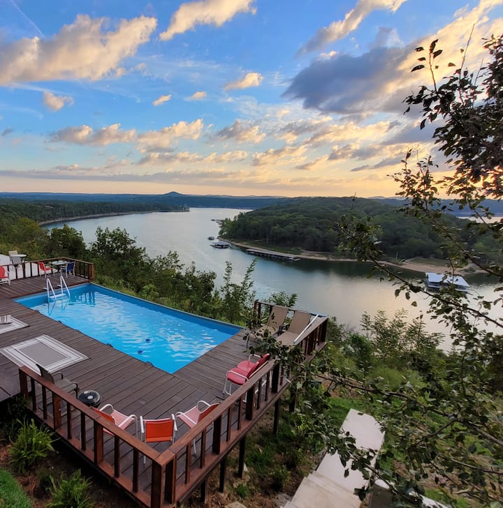 Wedding Venue + Stunning Lake Views + Pool - Shell Knob, MO