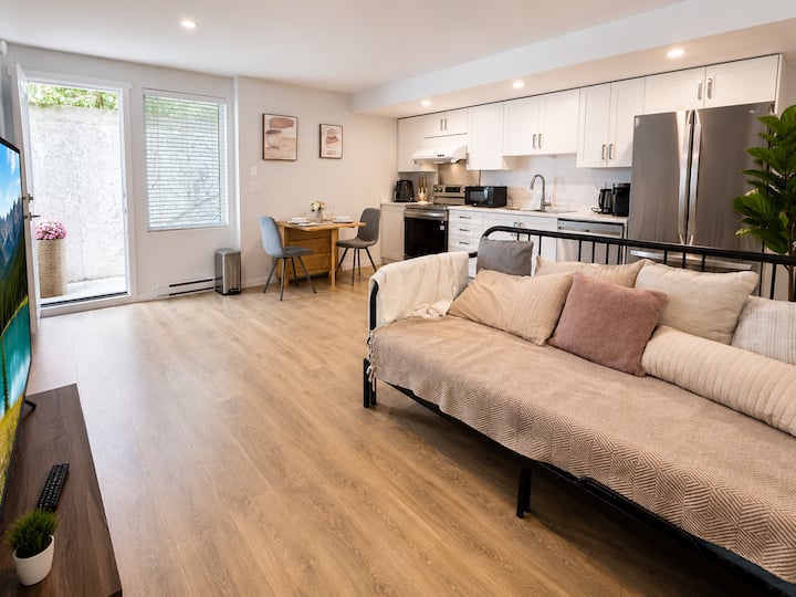 Cozy South Surrey 2 Beds Suite - Surrey