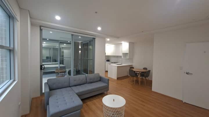 Apartment In Mays Hill - Parramatta