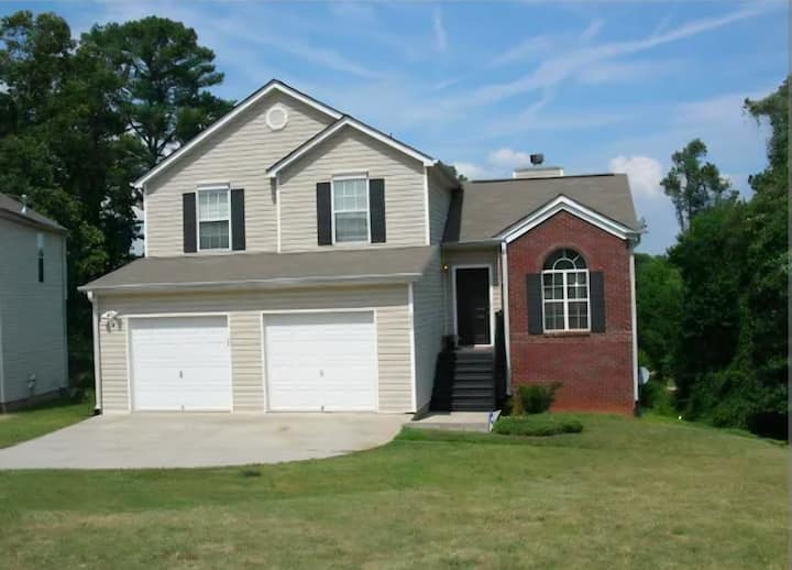 New Fifa World Cup 3-bedroom Essentials Ready Home - Stockbridge, GA