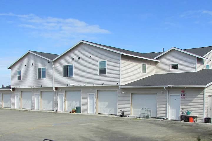 Gorgeous 3 Bedroom Apartment Minutes From Soldotna - Soldotna, AK
