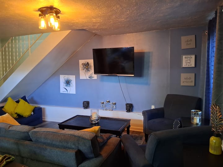 Friendly St Neighborhood Garden Apartment - Eugene, OR