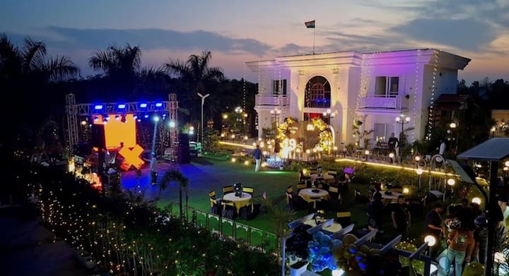 The White Lilly
It's A Peaceful Spot In Noida - Faridabad