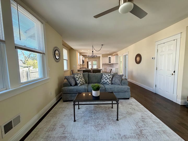 Cozy, Modern Cottage Near Beach, Dining & Shopping - Point Pleasant, NJ