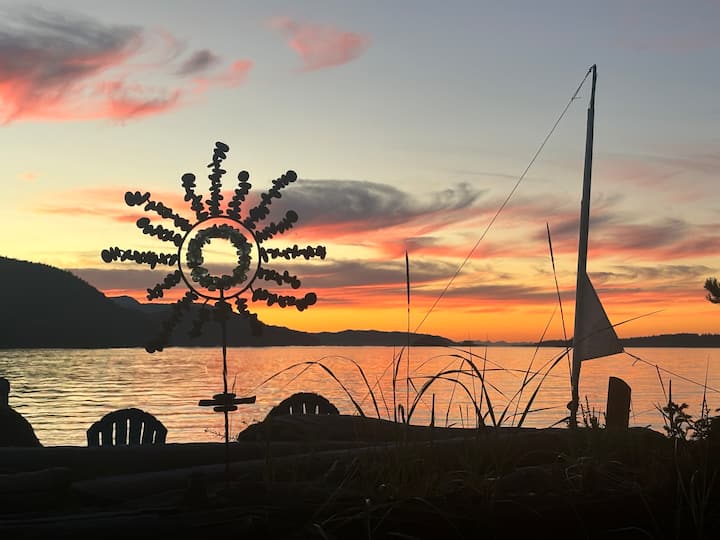 Seaside Island Cottage-skagit Valley Tulips April - San Juan Islands, WA