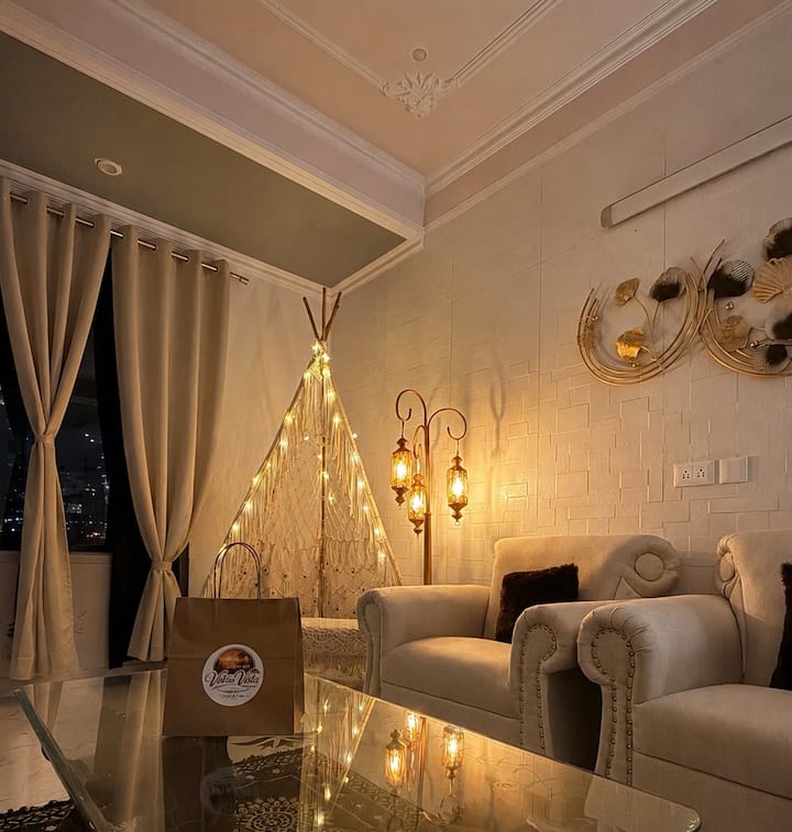 Vibra Vista 2bhk|valley View|parking|mall Road - Shimla