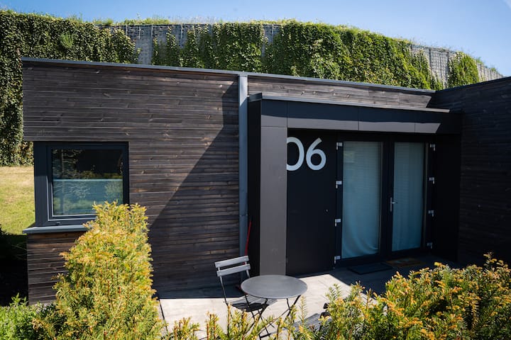 Black Wood Tiny House In Mendig | Eifel Escape - Mendig