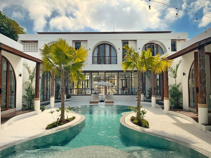 Poolside Private Suite 4, In The Heart Of Uluwatu - Uluwatu