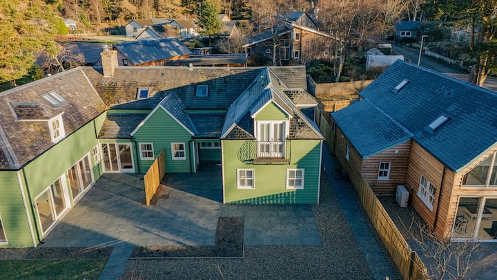 The Hayloft
Sleeps 4-6 - Braemar
